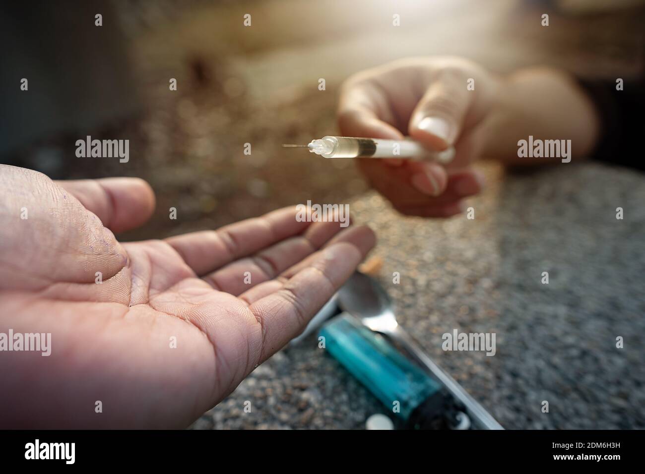 Drugs Illegal Needles High Resolution Stock Photography and Images - Alamy