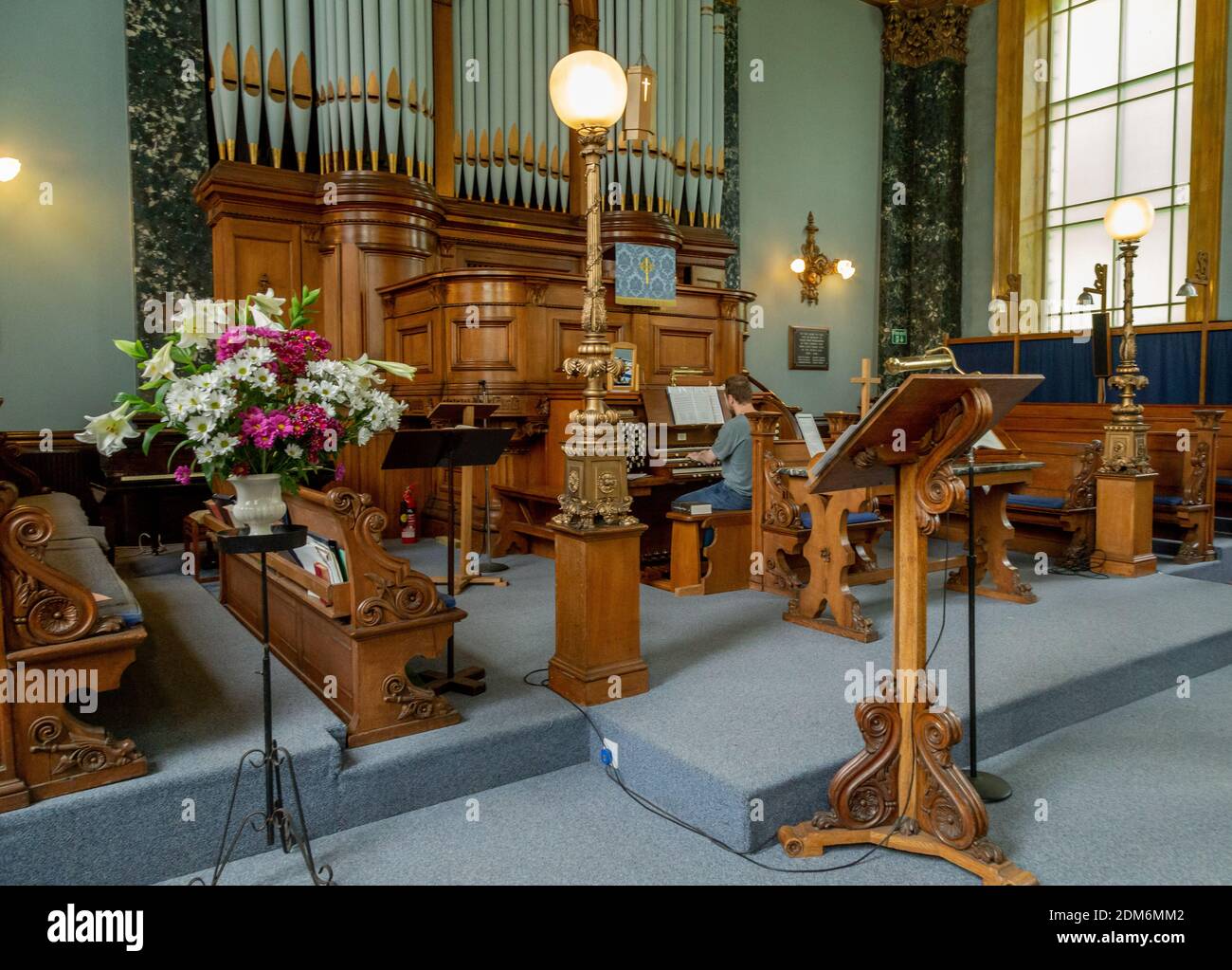 Victorian church interior hi-res stock photography and images - Alamy