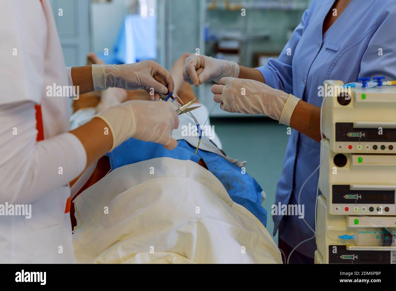 Anesthesiologist procedures hi-res stock photography and images - Alamy