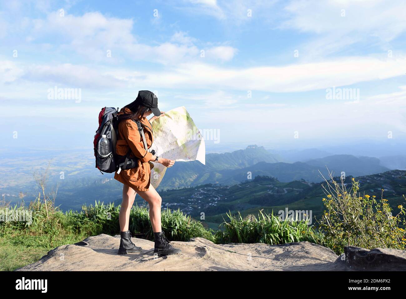 Full range map hi-res stock photography and images - Alamy