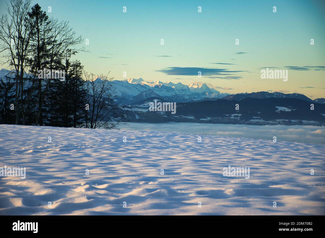 Morning mood in winter with a view of the mountains with the first ...