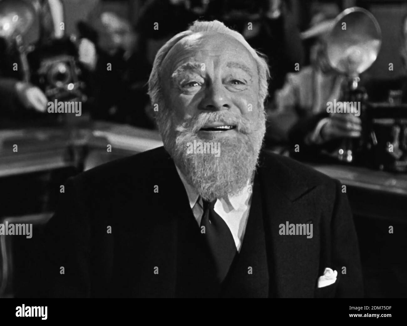 Edmund gwenn, miracle on 34th street hi-res stock photography and ...