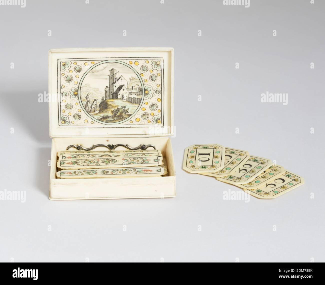 Ivory game box hi-res stock photography and images - Alamy