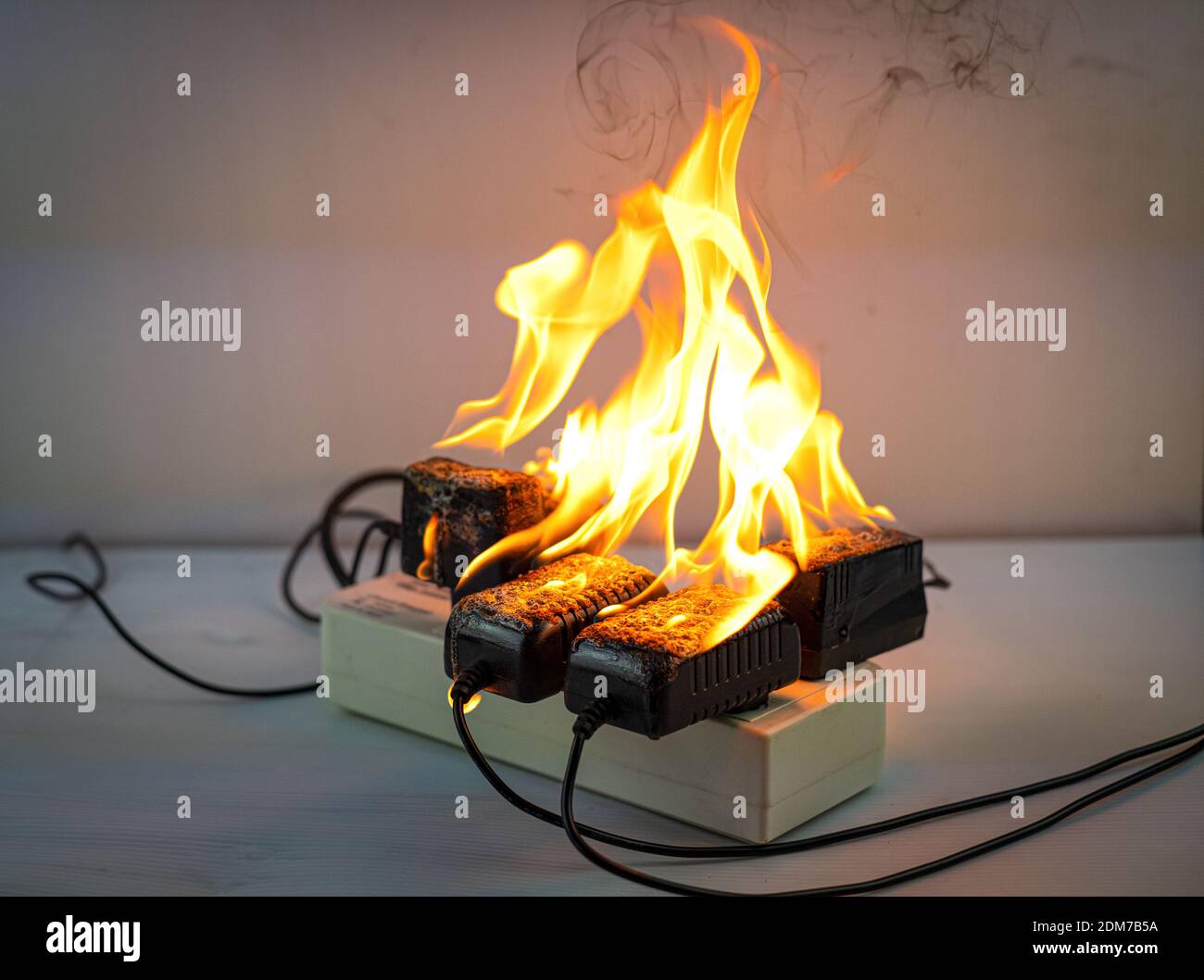Fire alarm on white building hi-res stock photography and images - Alamy