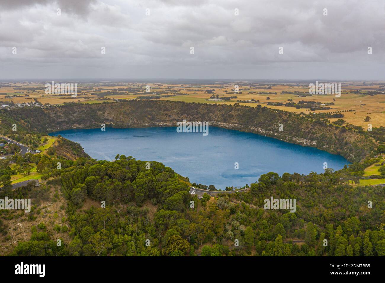 Blue lake at Mount Gambier in Australia Stock Photo - Alamy