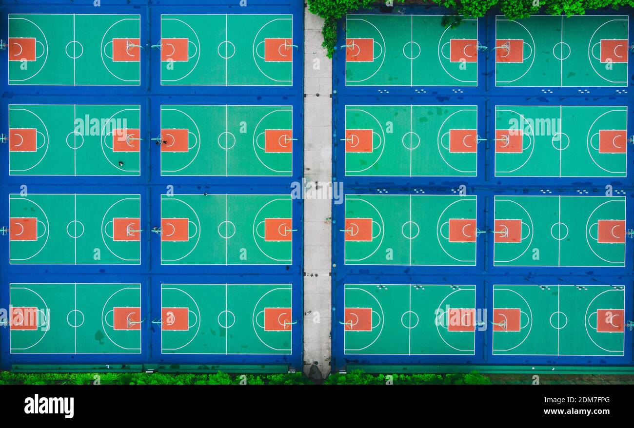 Basketball courts hi-res stock photography and images - Alamy
