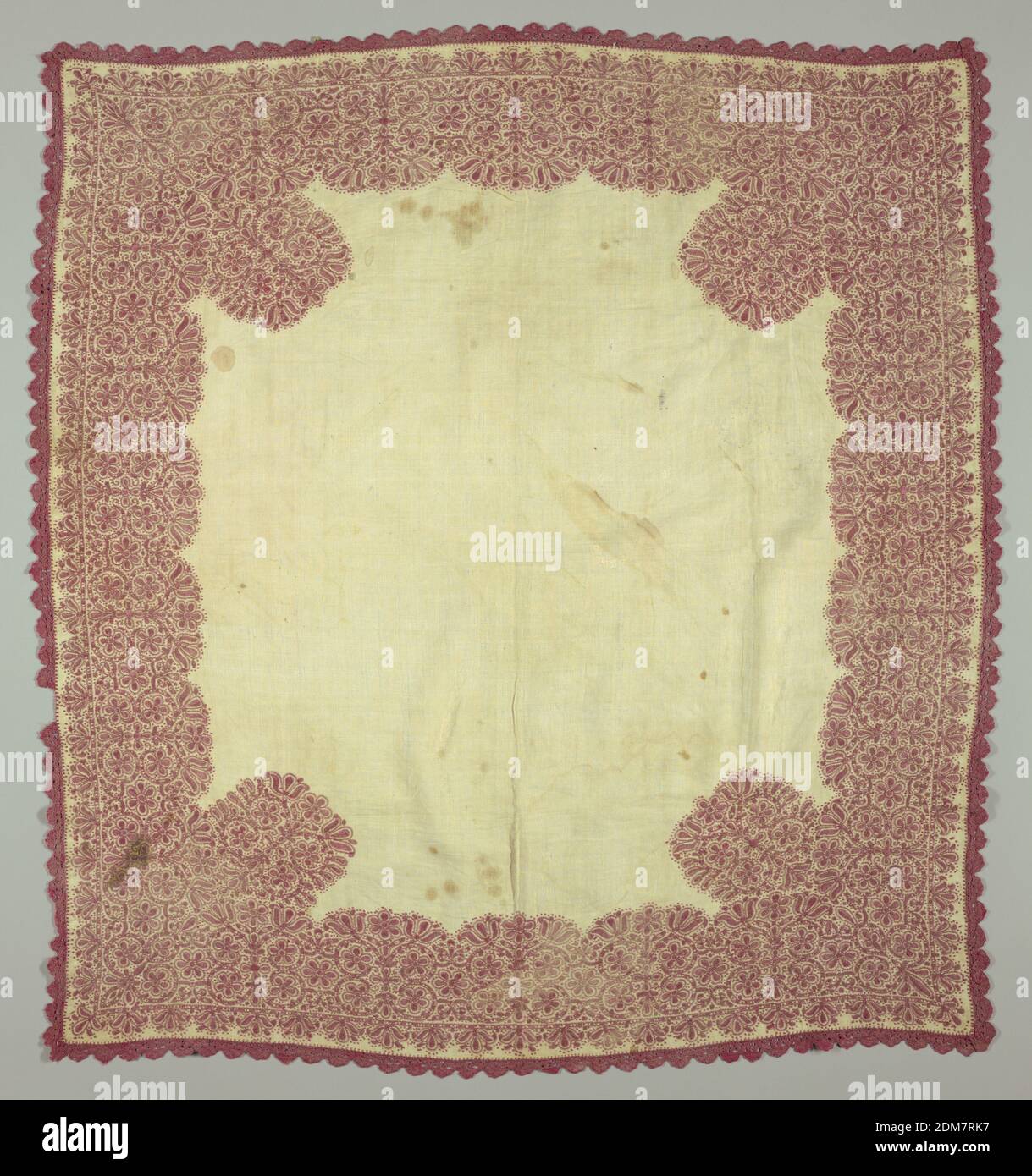 Tightly compacted scrolling vines hi-res stock photography and images ...