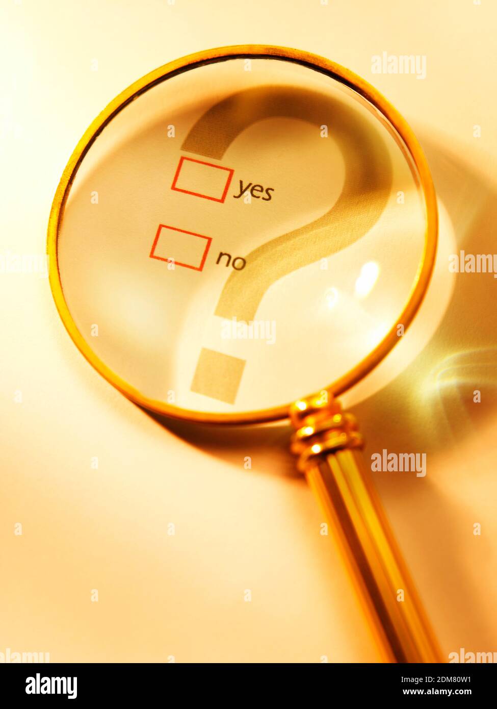 Magnifying checklist hi-res stock photography and images - Alamy