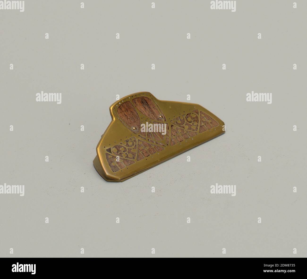 Brass plates hi-res stock photography and images - Alamy