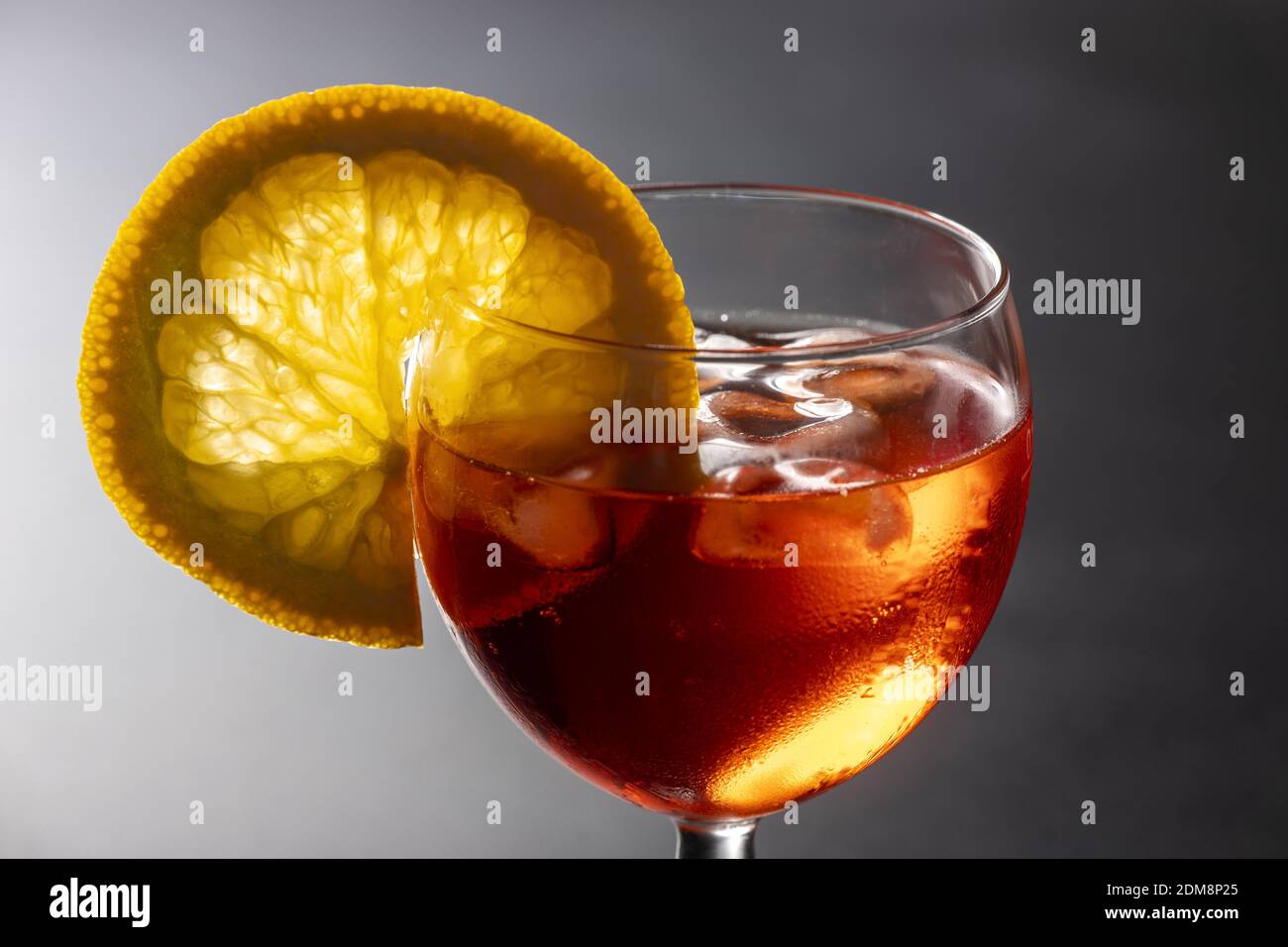 Aperol spritz glas hi-res stock photography and images - Alamy