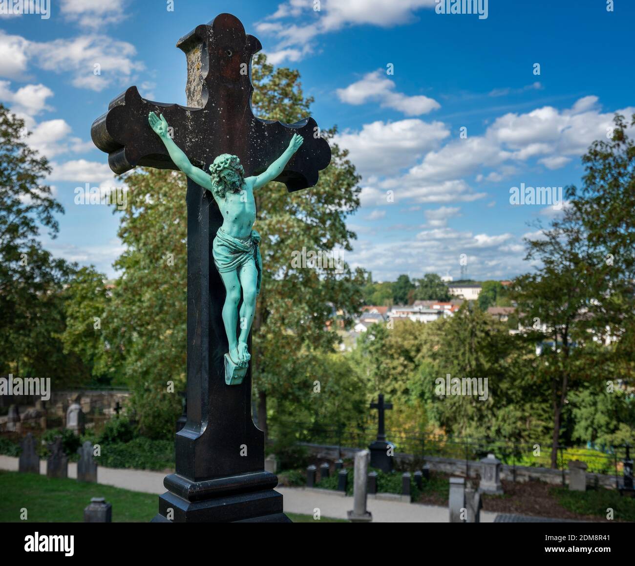 Cross In A Cemetery Stock Photo - Alamy