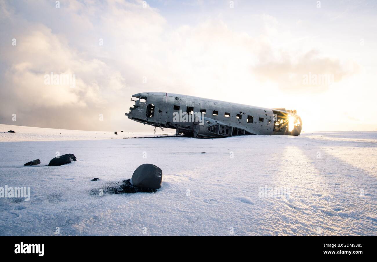 Plane crash hi-res stock photography and images - Alamy