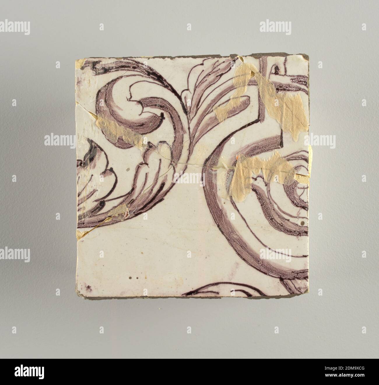 Wall facing horizontal rectangle hi-res stock photography and images ...