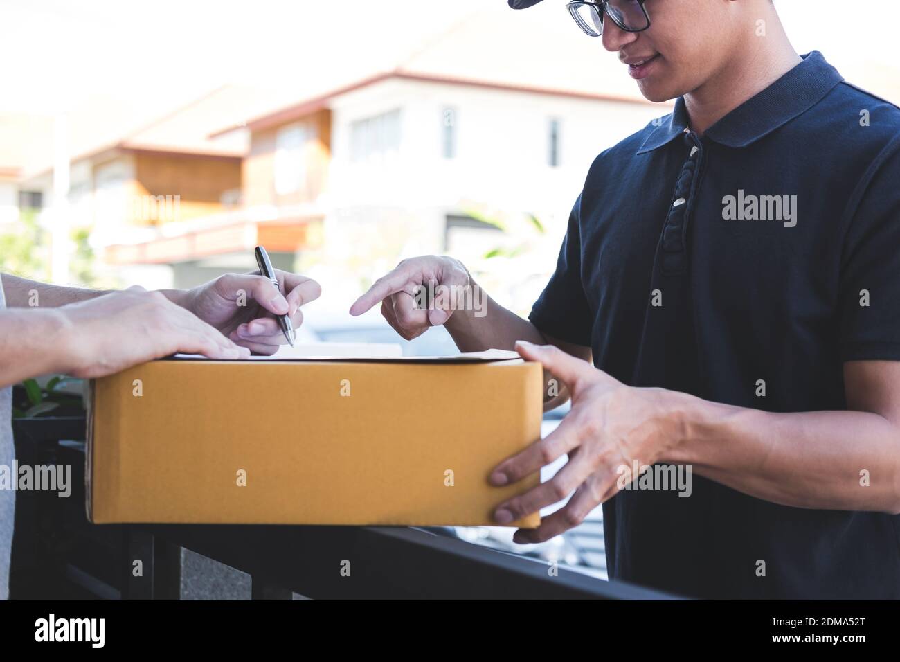 Delivery receipt form hi-res stock photography and images - Alamy