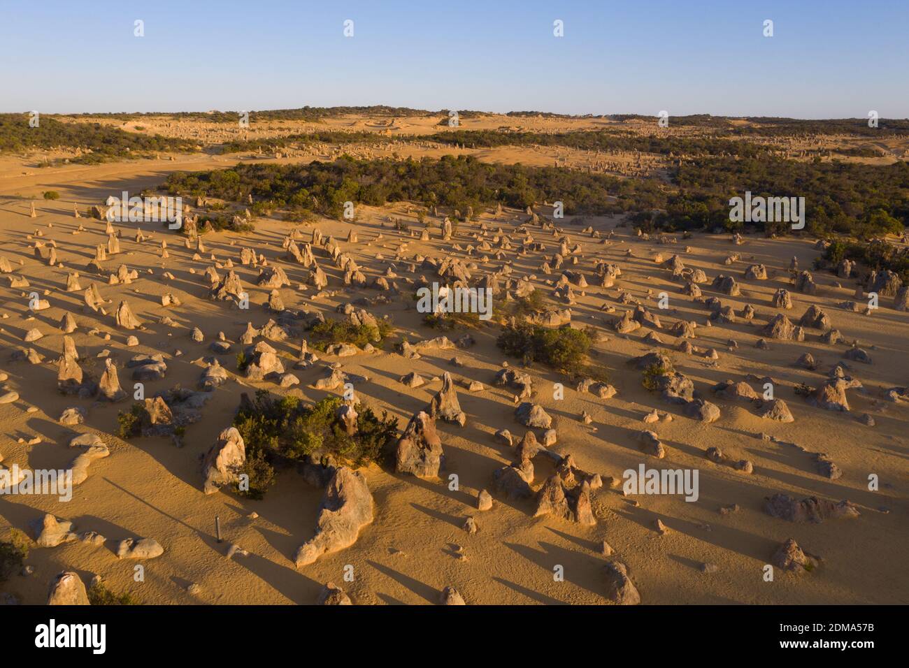 The pinnacles wa night hi-res stock photography and images - Alamy