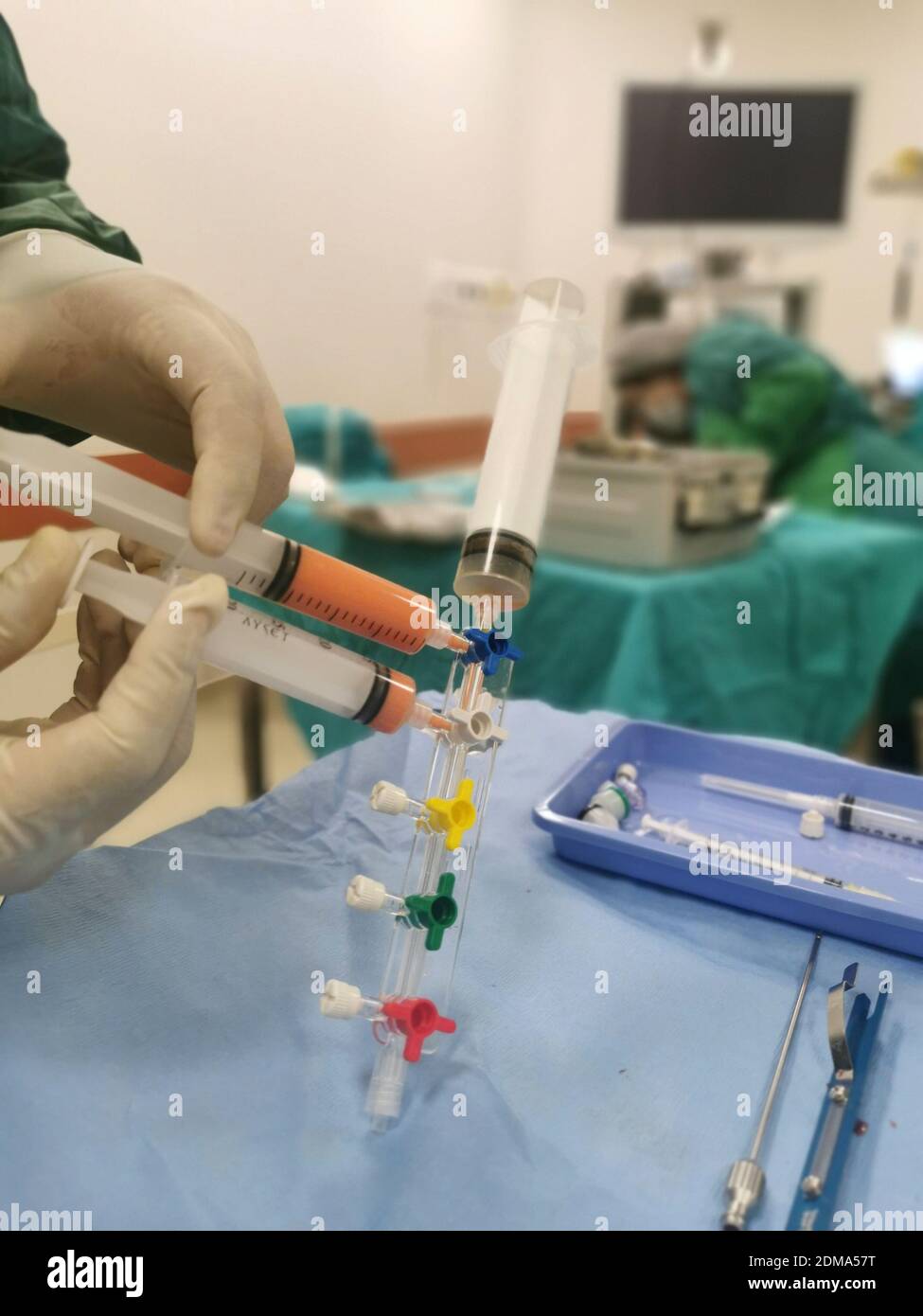 Hospital operations medical doctors Stock Photo - Alamy