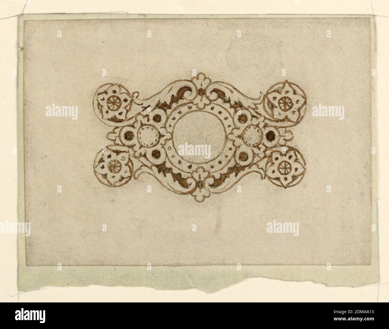Design brooch hi-res stock photography and images - Alamy