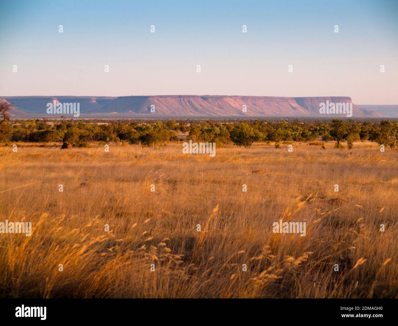 The flat-topped Wunaamin Miliwundi Ranges enroute to Mornington ...