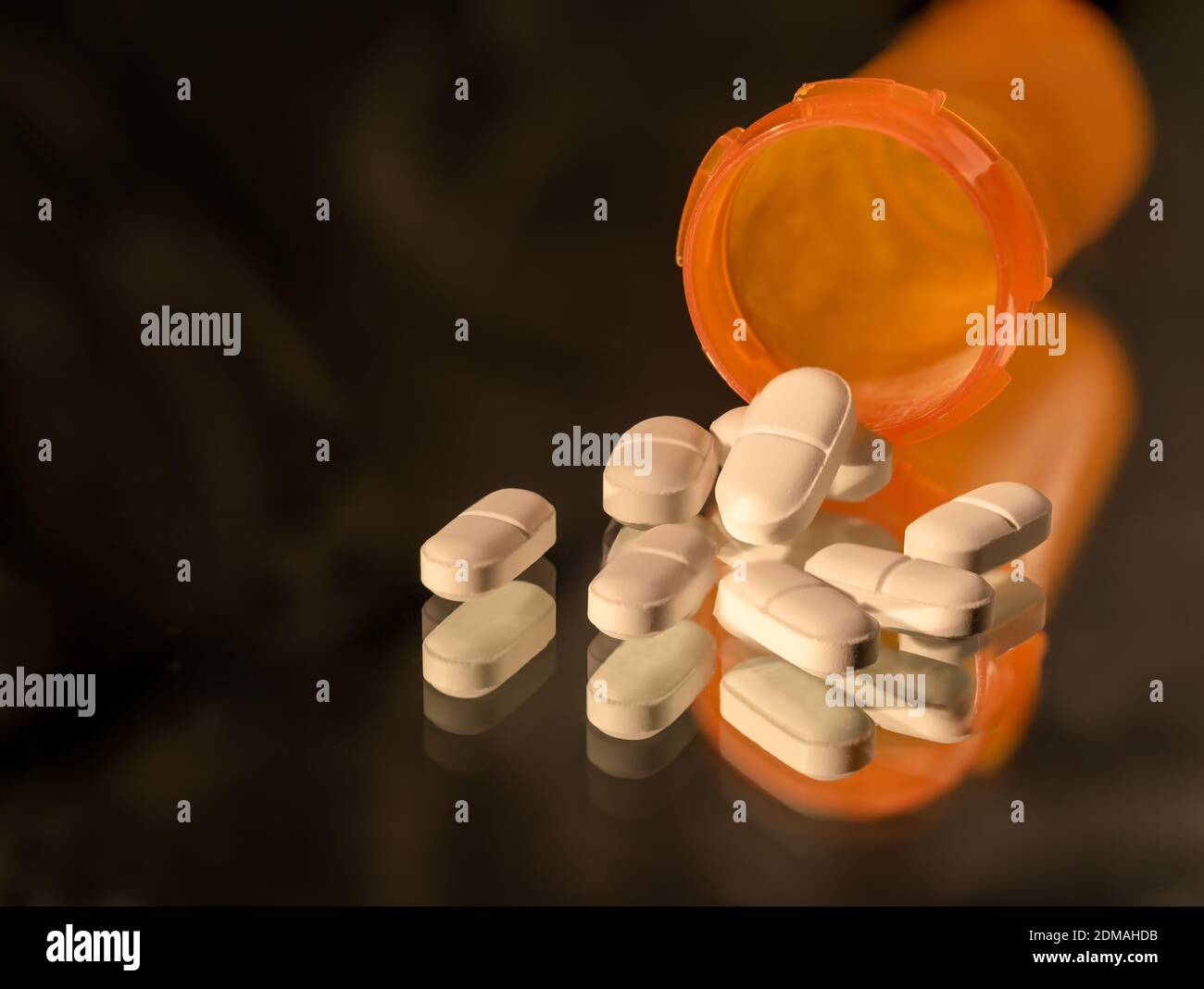 Opioids Bottle High Resolution Stock Photography and Images - Alamy