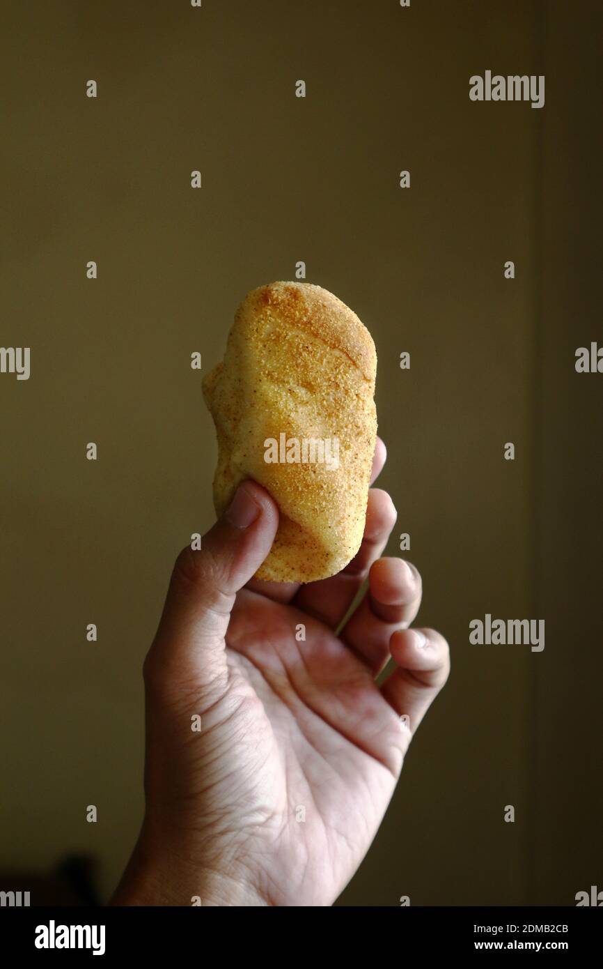 Pan de sal bread hi-res stock photography and images - Alamy