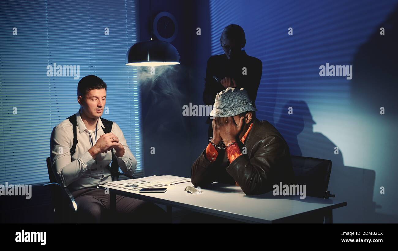 Interrogation police female hi-res stock photography and images - Alamy