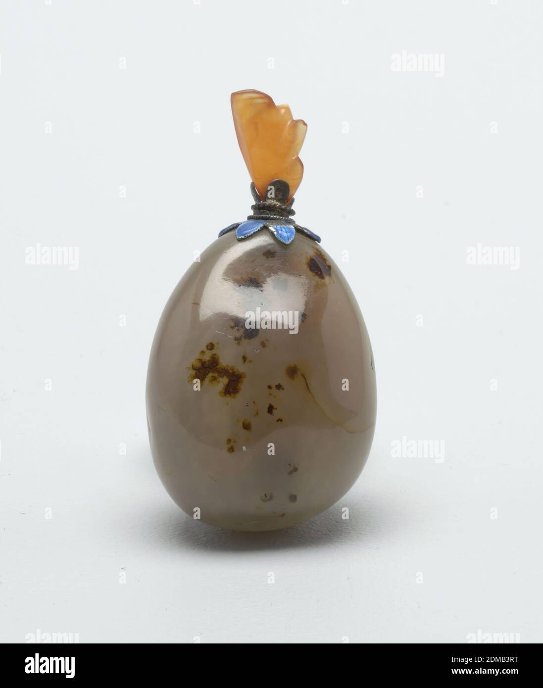 Snuff containers hi-res stock photography and images - Alamy