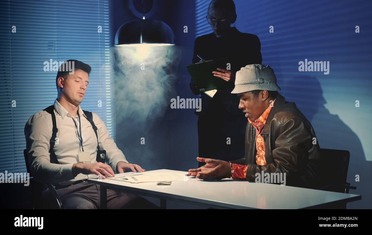 Woman police interview room hi-res stock photography and images - Alamy