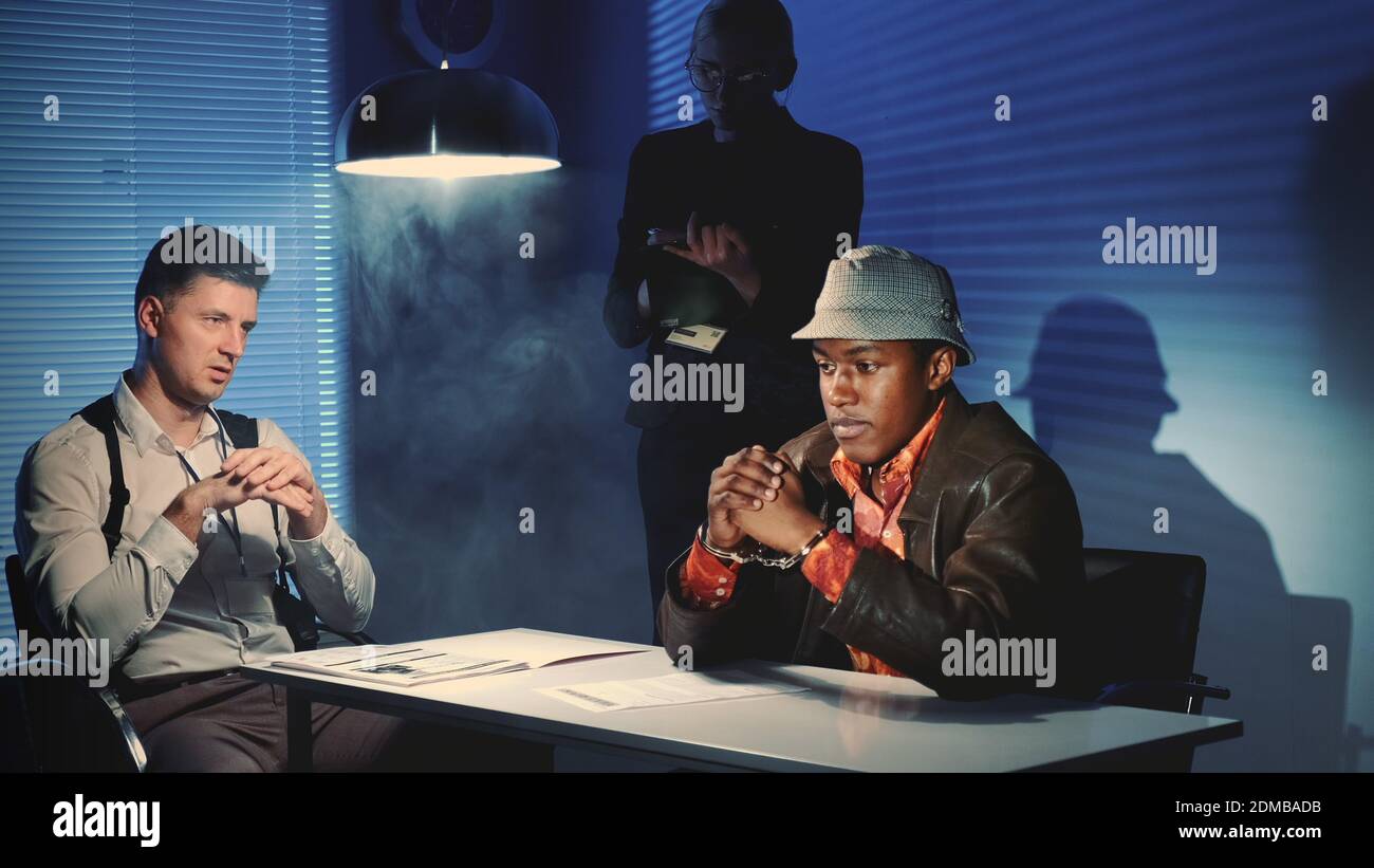 Female detective interrogation hi-res stock photography and images - Alamy