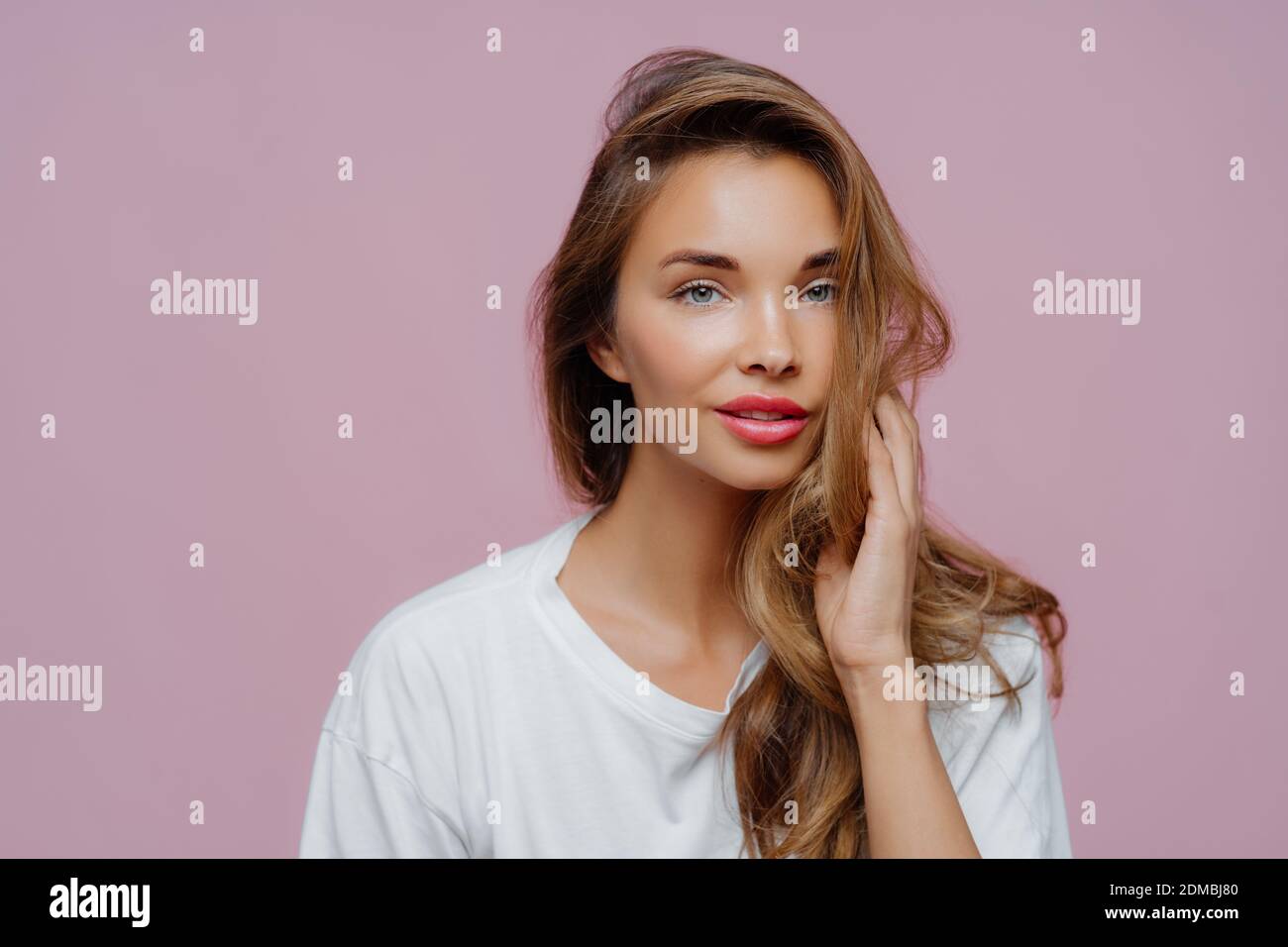 Minimal models hi-res stock photography and images - Alamy