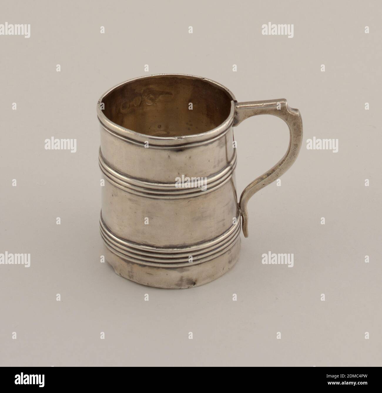 Decorative raised bands hi-res stock photography and images - Alamy