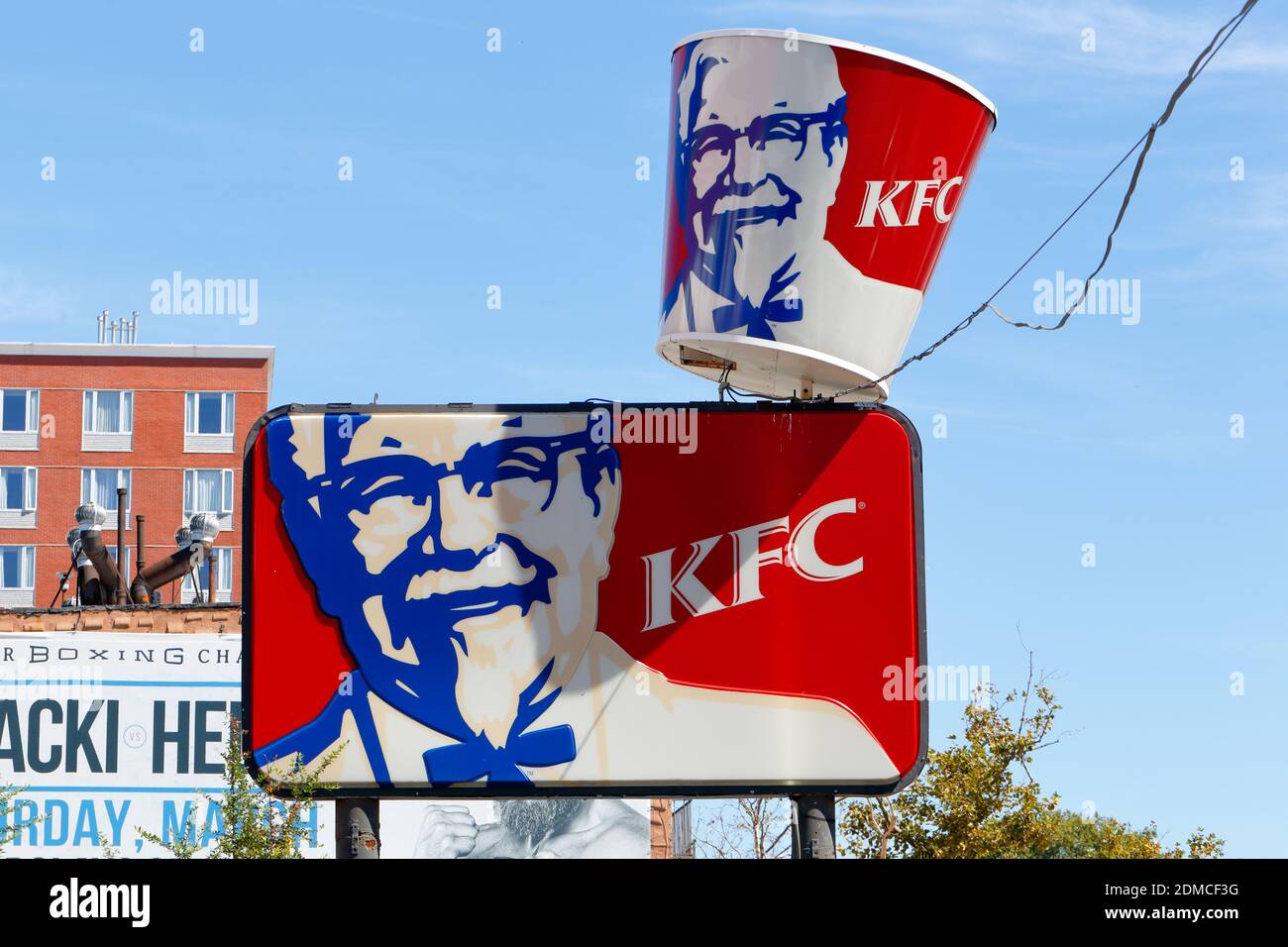 Kfc colonel logo hi-res stock photography and images - Alamy