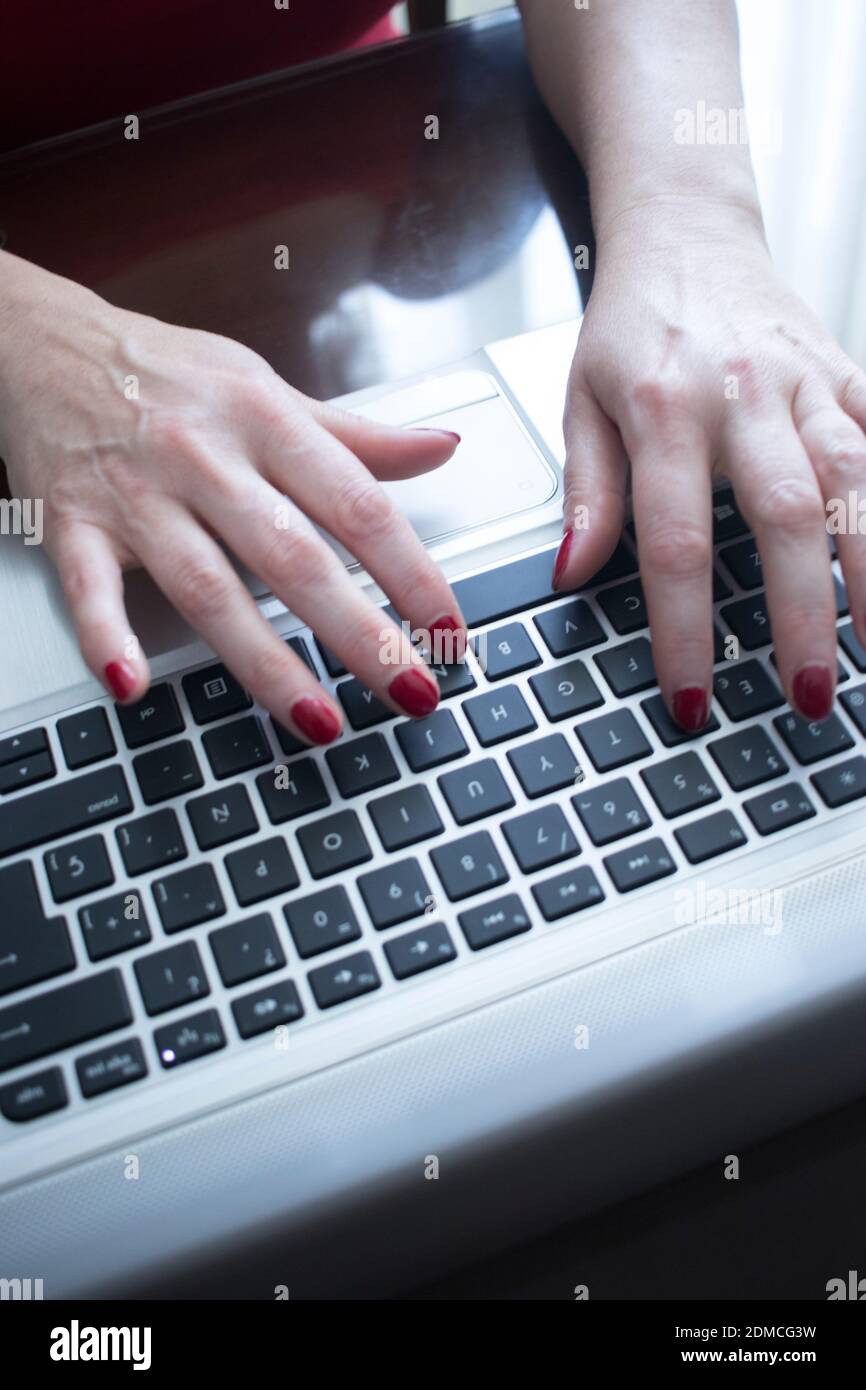 Secretary typist hi-res stock photography and images - Alamy