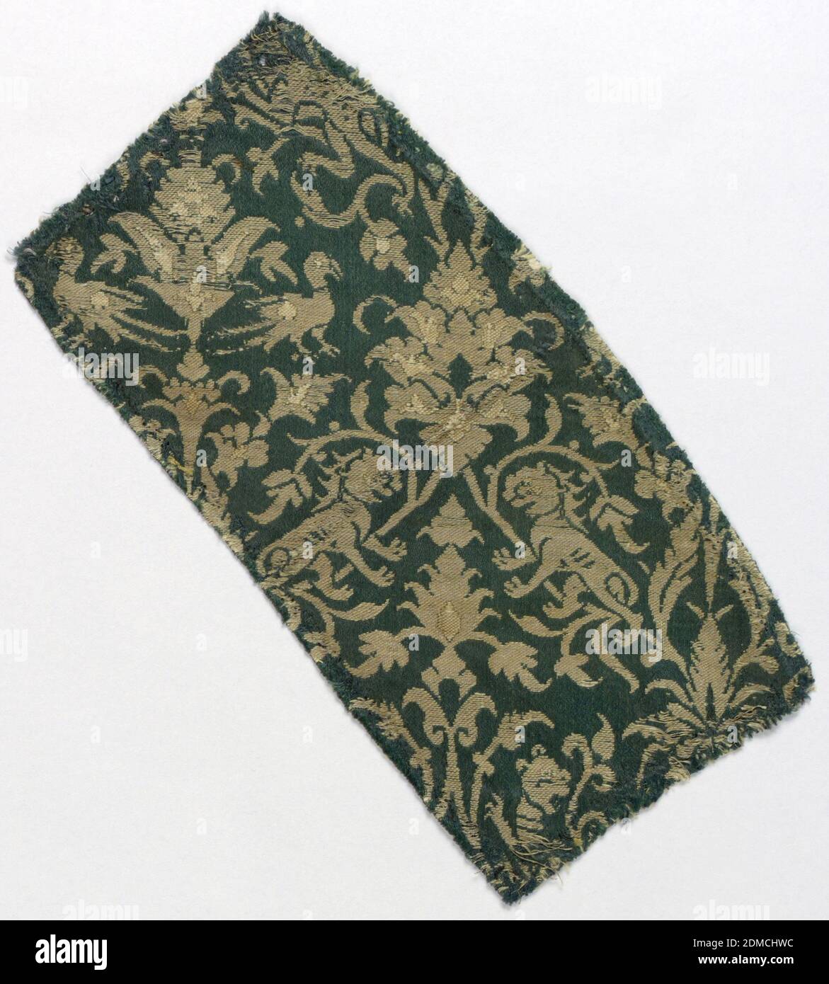 5 harness satin weave hi-res stock photography and images - Alamy