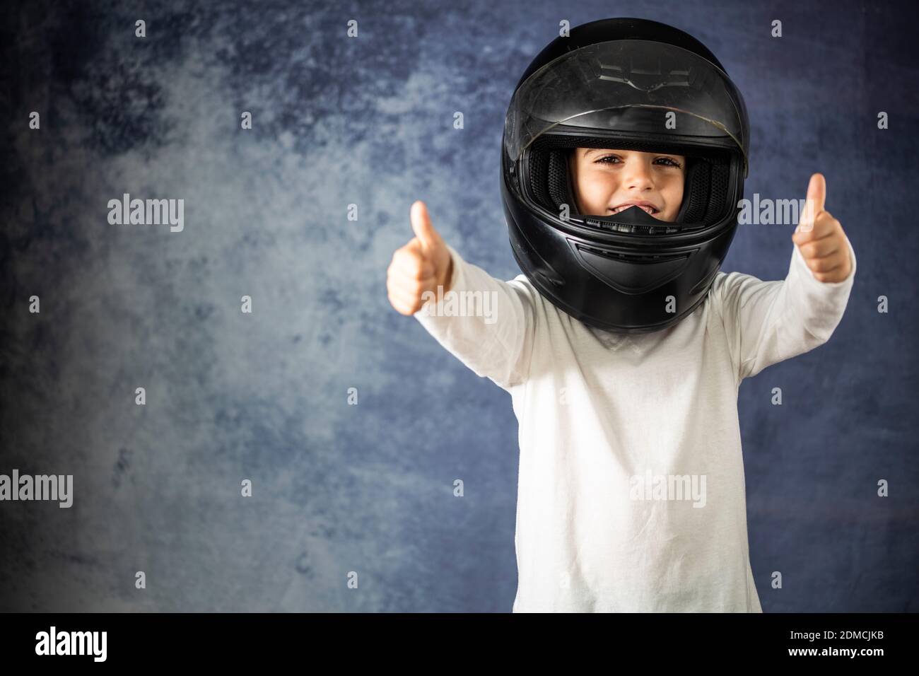 Motorcycle racing track kids hi-res stock photography and images - Alamy