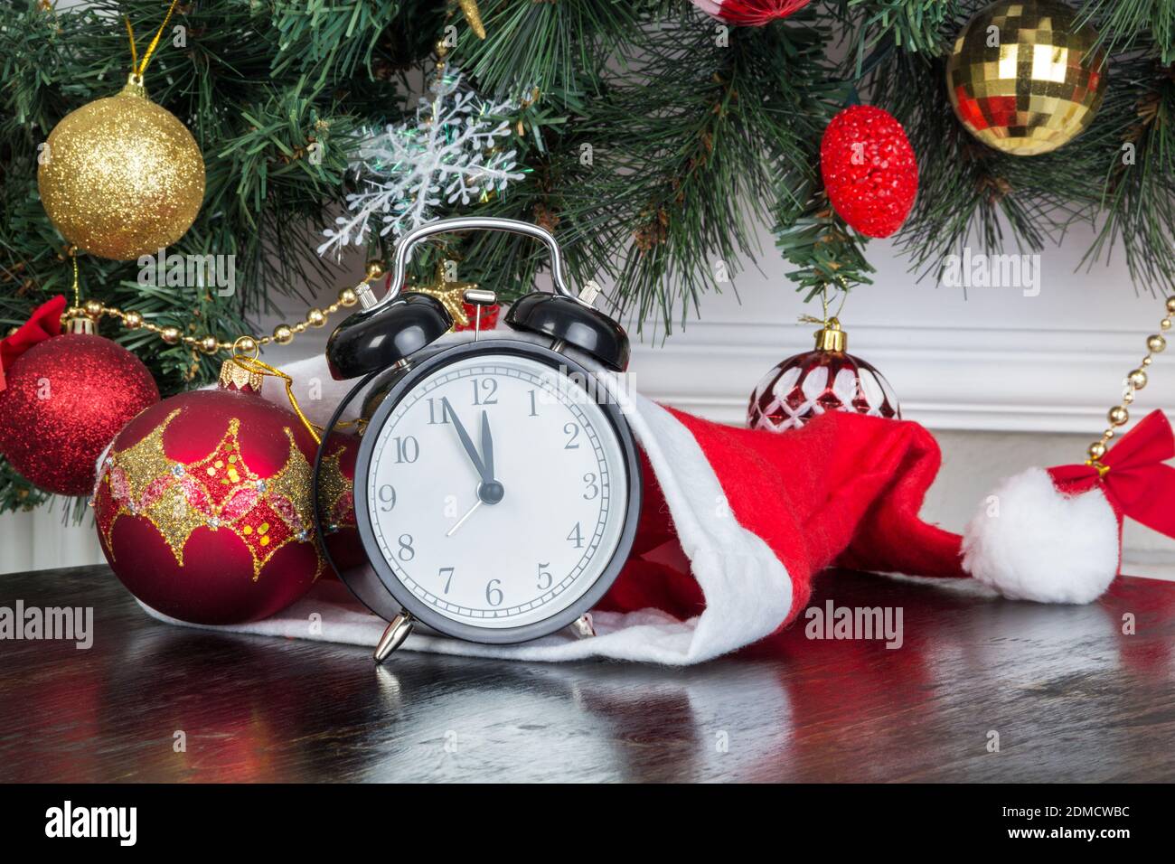 Twelve spheres hi-res stock photography and images - Alamy