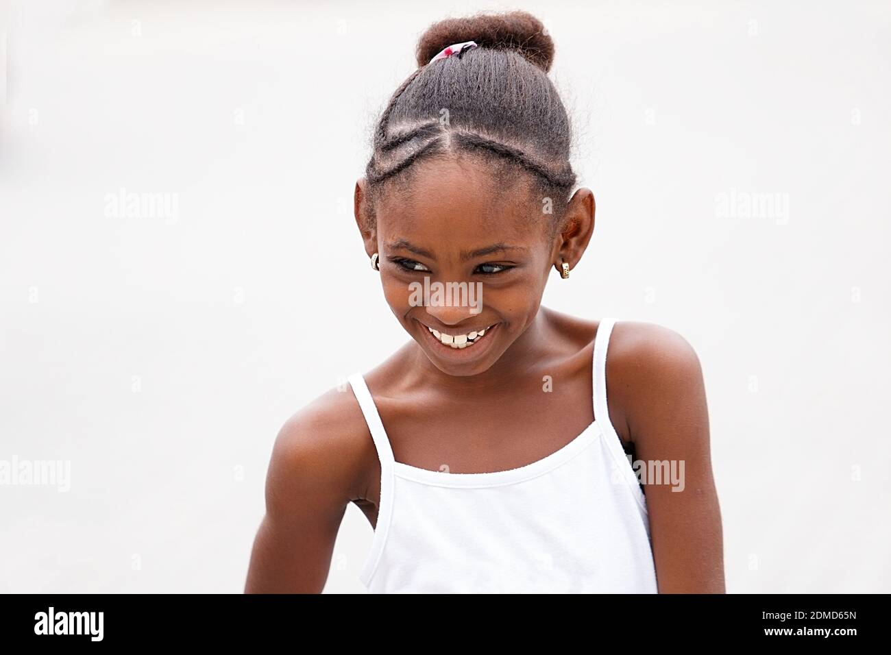 Pretty young smiling cuban girl hi-res stock photography and images - Alamy