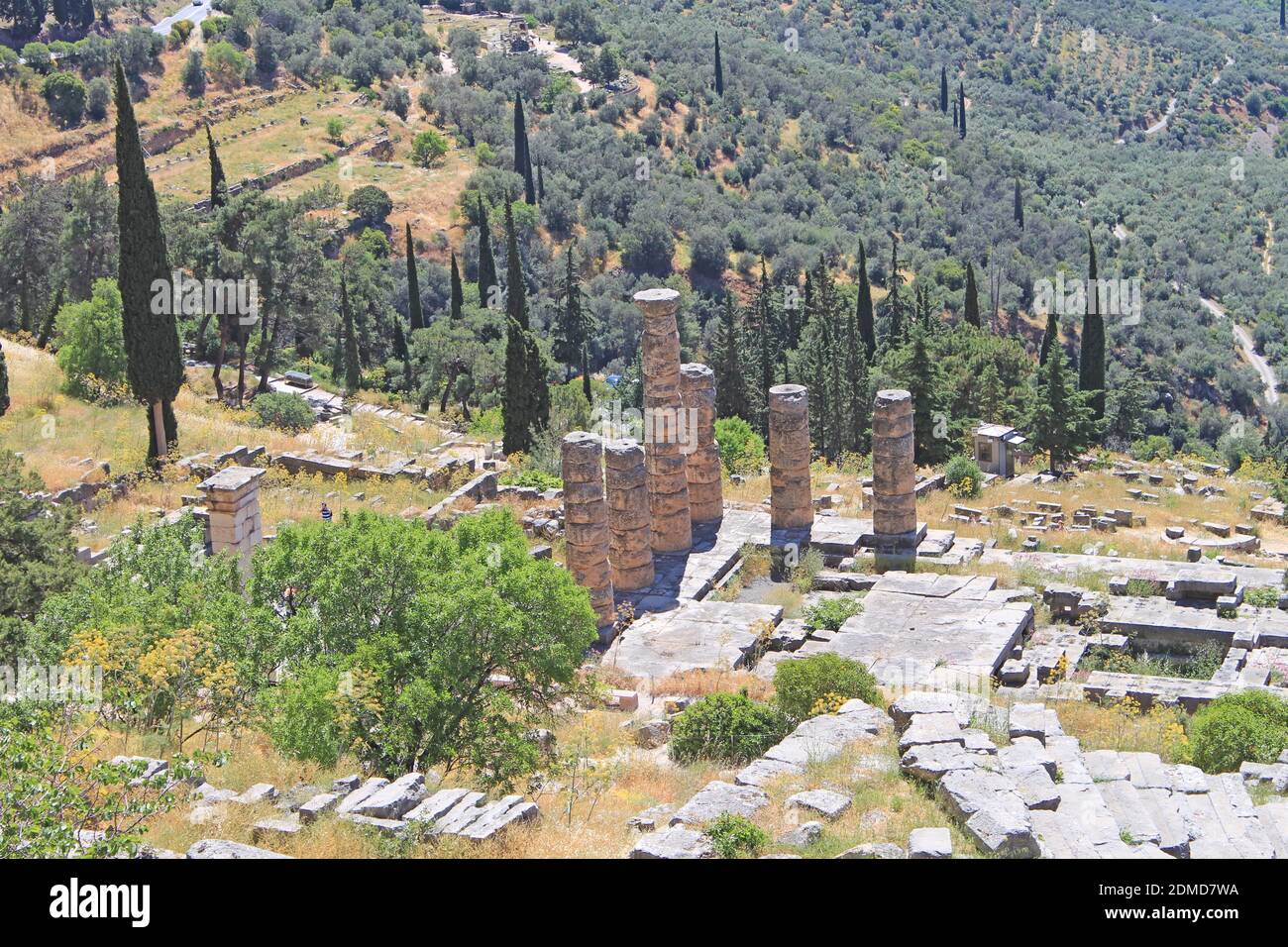 Delphes temple hi-res stock photography and images - Alamy
