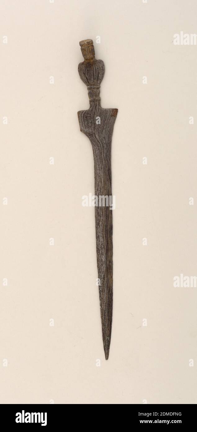 Tapered pointed blade hi-res stock photography and images - Alamy