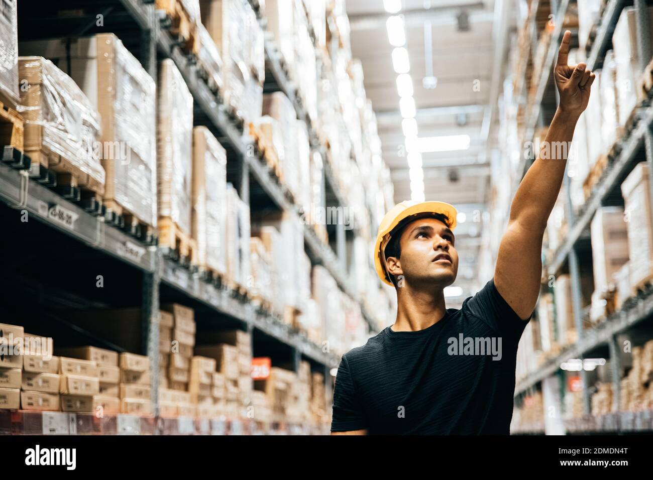 Inventory count scan hi-res stock photography and images - Alamy