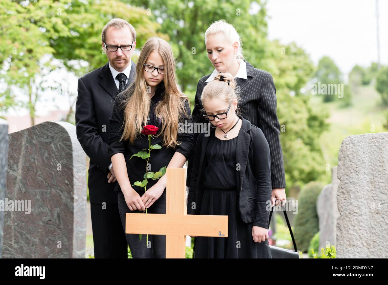 Children goodbye mother sad hi-res stock photography and images - Alamy
