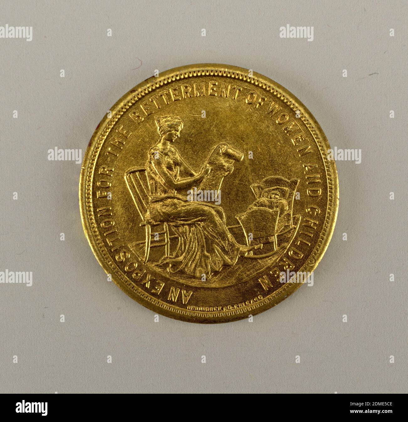 Woman reading a scroll hi-res stock photography and images - Alamy