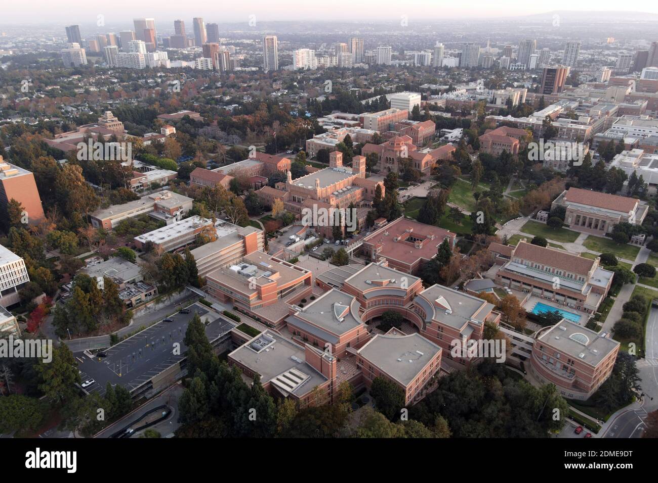 Los Angeles, United States. 09th Dec, 2020. General aerial overall view ...