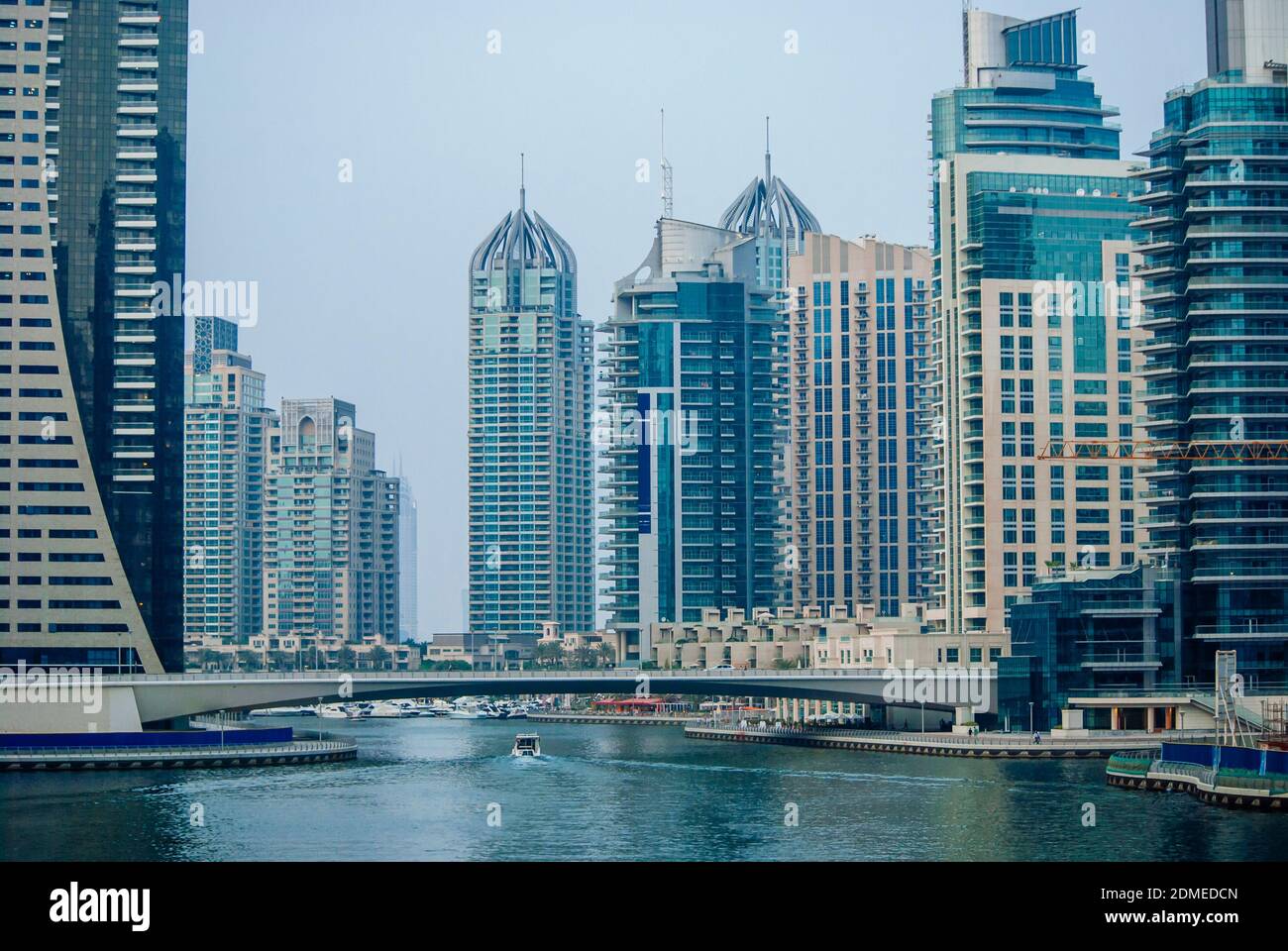 Residential and luxury hotel skyscrapers in dubai marina hi-res stock ...