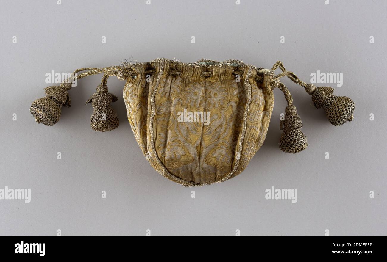 Silver wrapped silk core hi-res stock photography and images - Alamy
