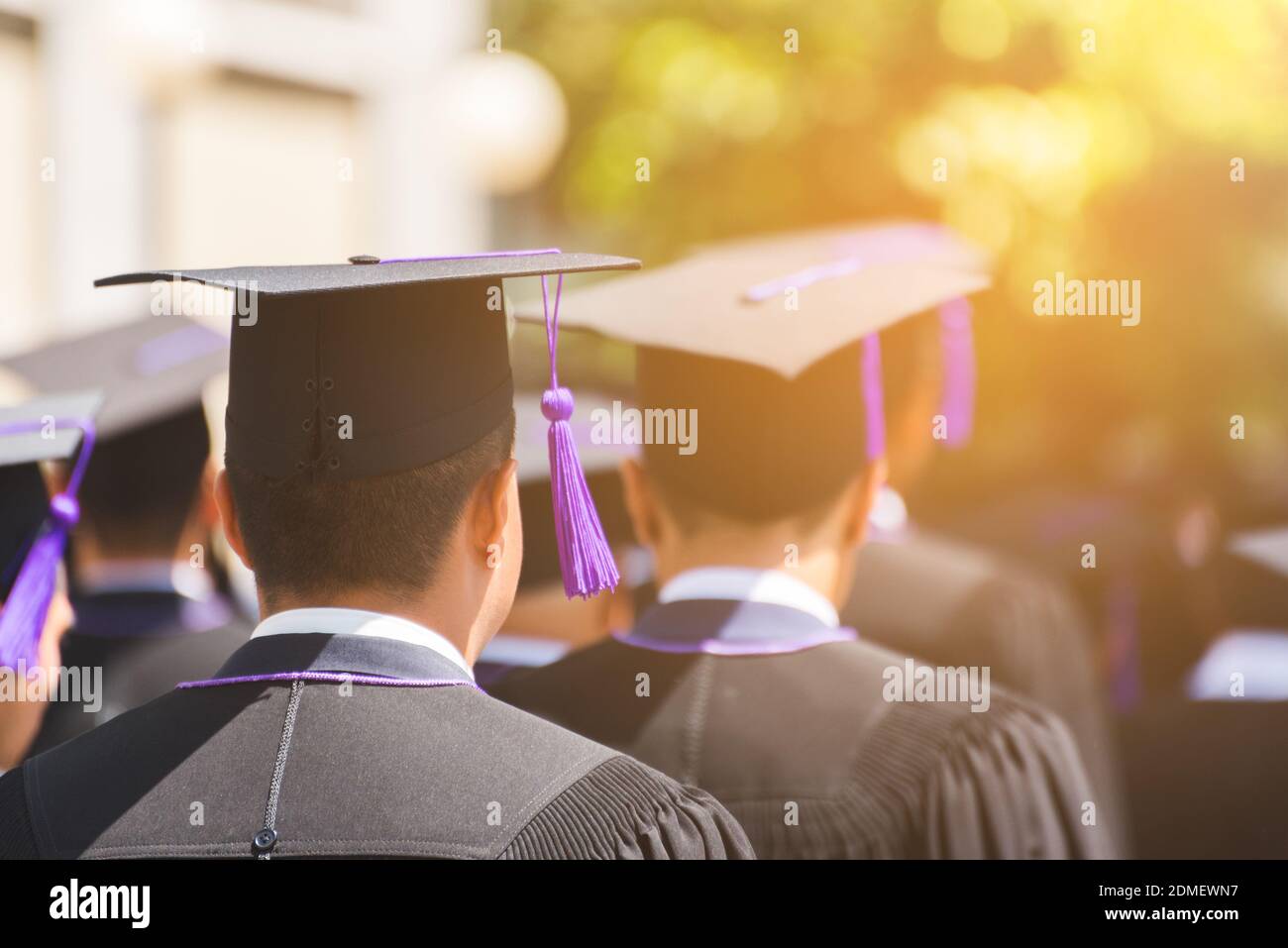 Mortarboards graduation ceremony hi-res stock photography and images ...