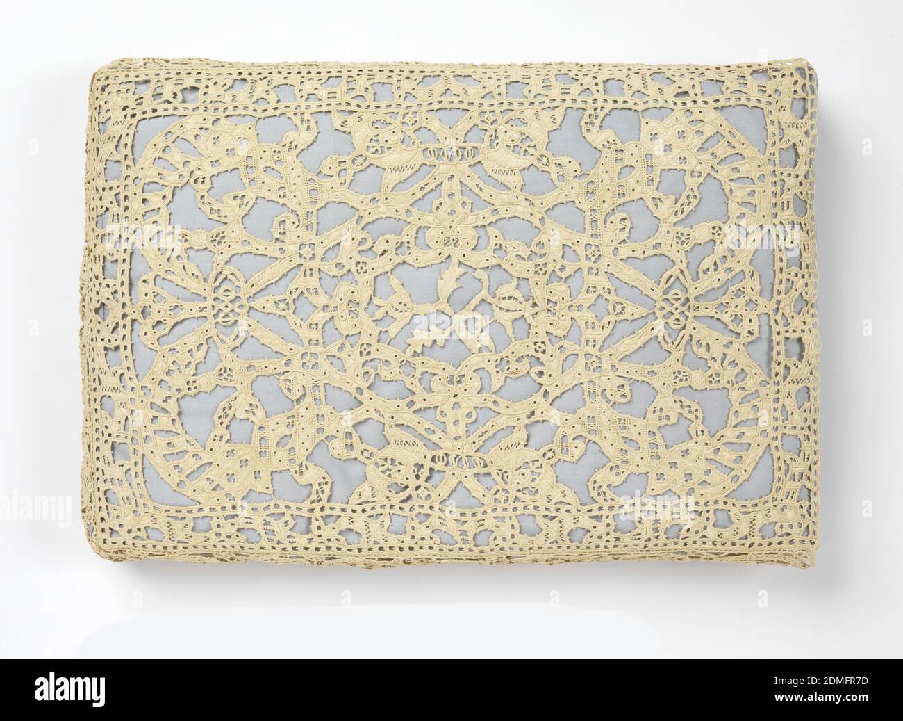 Reticella and cutwork hi-res stock photography and images - Alamy