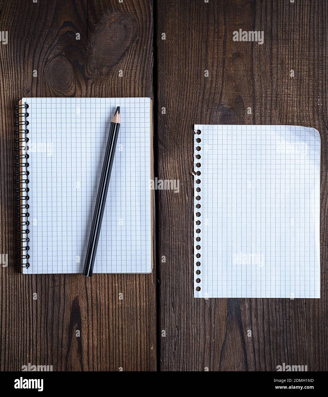 Pencil grid hi-res stock photography and images - Alamy