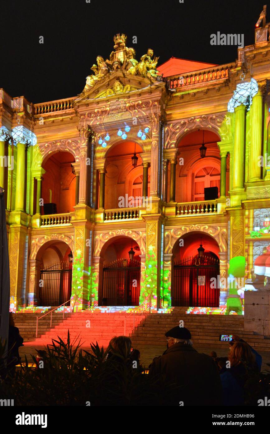 Projection of images on the facade of the Toulon Opera House for ...