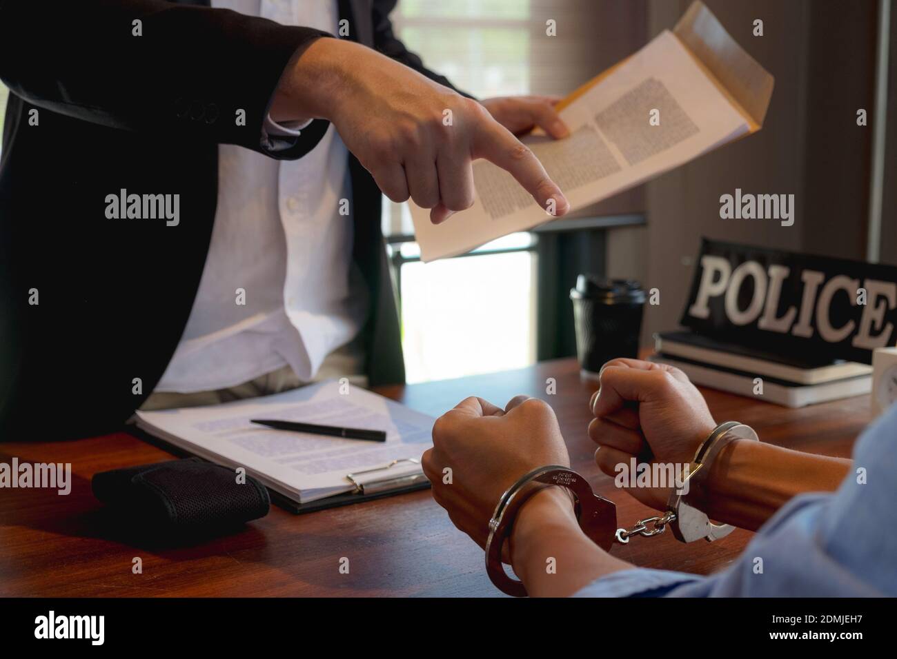 Criminal pointing hi-res stock photography and images - Alamy
