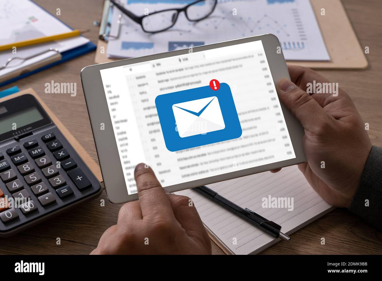 Digital notification hi-res stock photography and images - Alamy